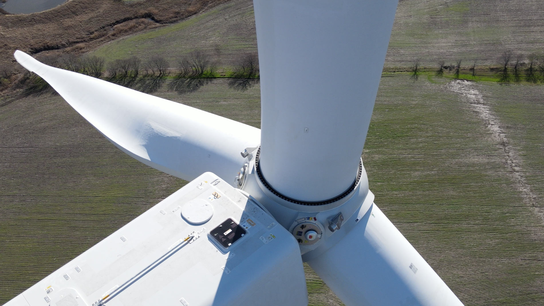 Home Original - Discovery Wind and Solar Energy